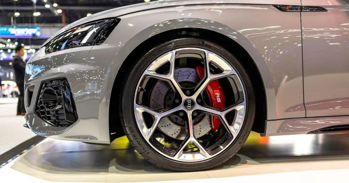 Audi готви още едно свирепо комби - AУТОМЕДИЯ